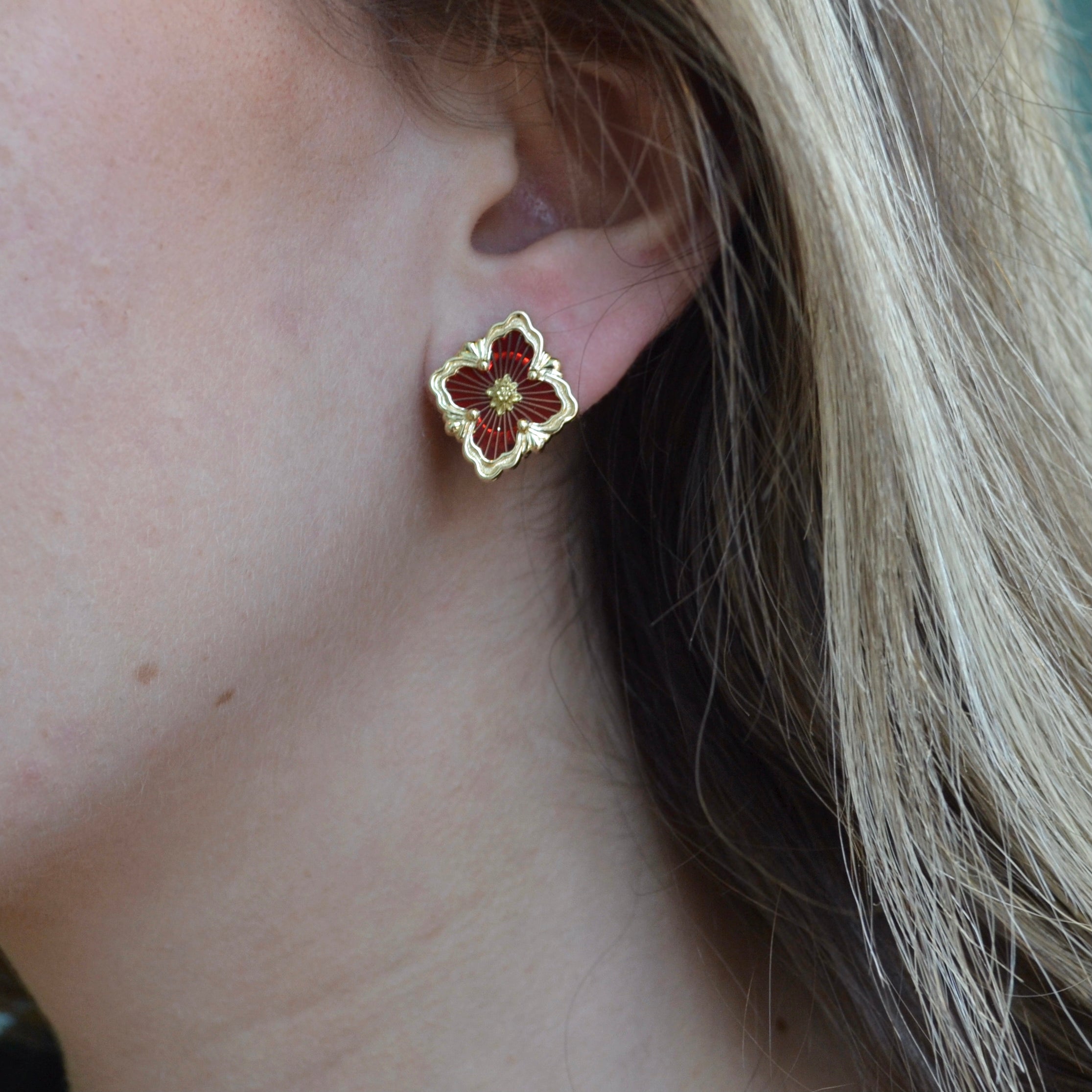 Buccellati - Opera Tulle - Button Earrings with Cathedral Red Enamel ...